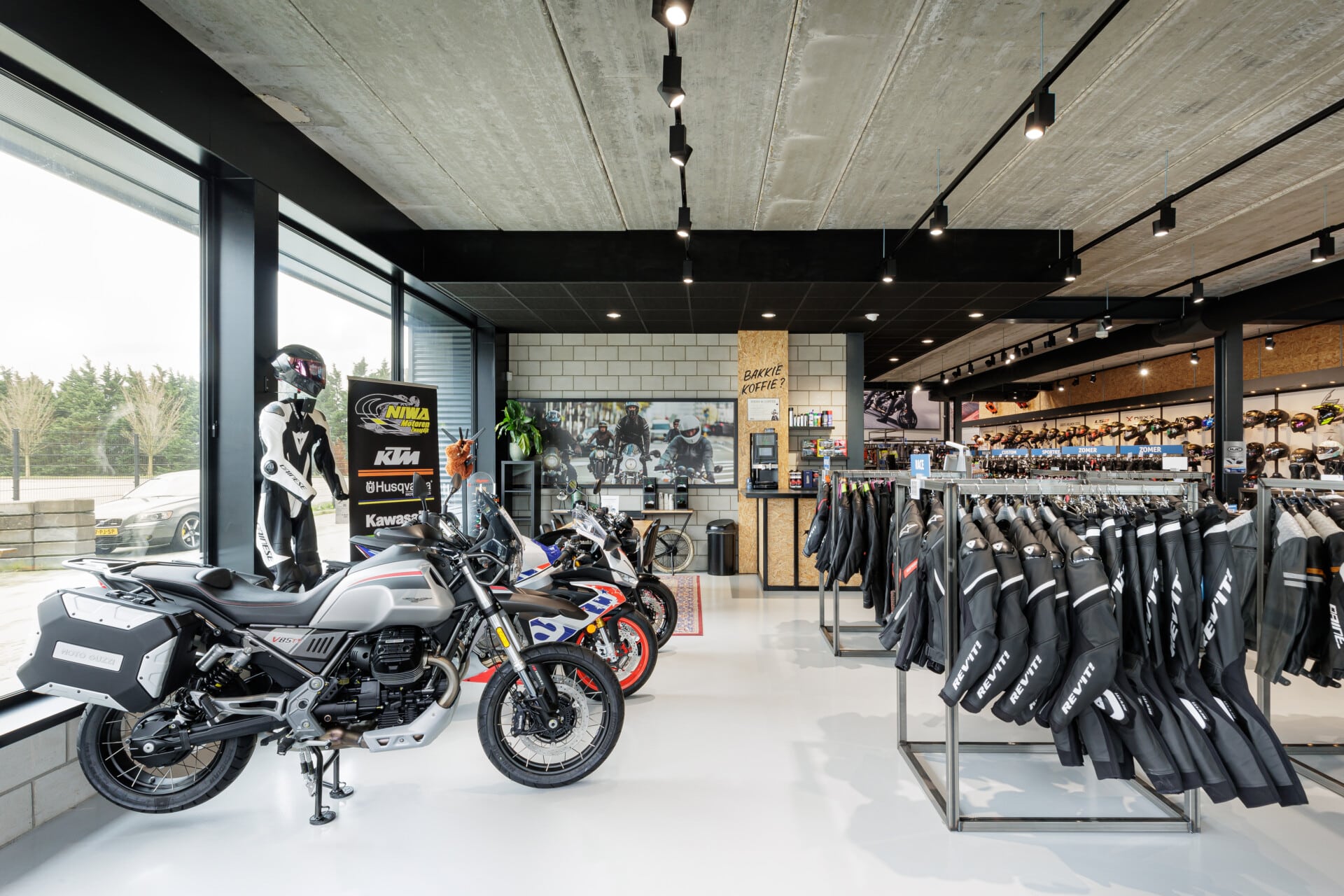 Kawasaki Z900 (SE) 2025 I Binnenkort bij NIWA Motoren